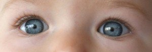 Die Augenfarbe beim Baby: Wann ist die Augenfarbe eindeutig?
